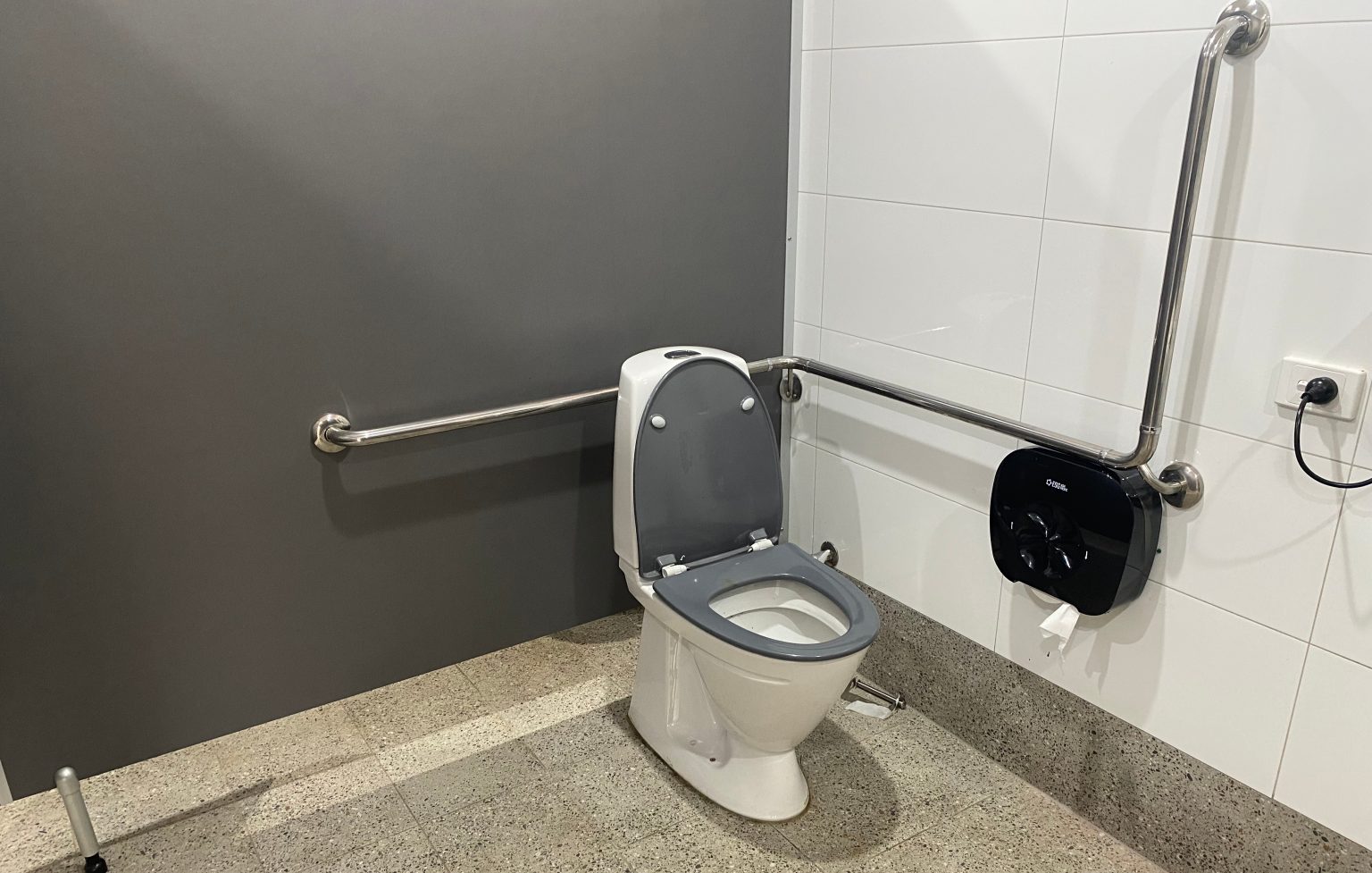 Occupational Therapist’s Guide to Bathroom Modifications | Moddy